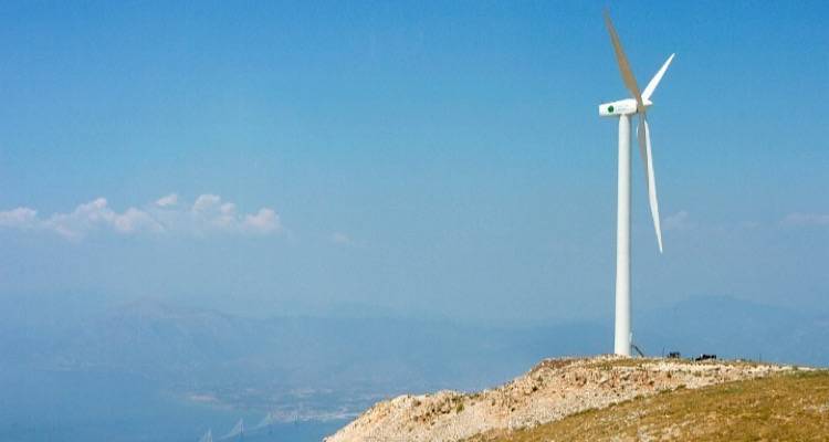 Στο Βόρειο Αιγαίο οι δύο πρώτες άδειες για υπεράκτια αιολικά πάρκα